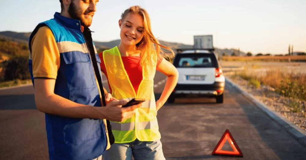 How to Stay Safe During a Roadside Emergency: Essential Safety Tips and ...